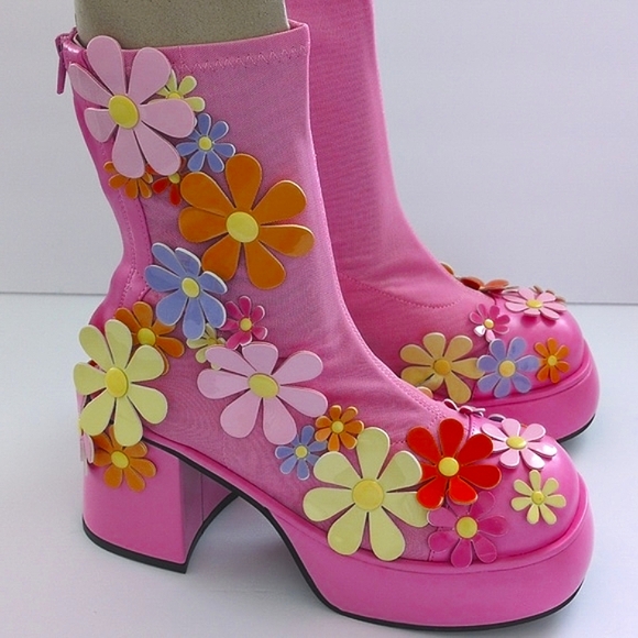 Dolls Kill | Shoes | Daisy Dance Platform Boots | Poshmark